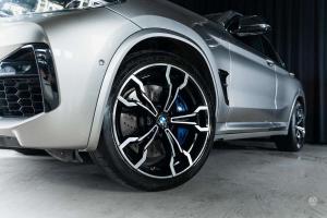 Grey BMW x4-m 2020 in Vilnius, with an engine capacity of 2.99 L and mileage of 87 thousand km for 39999 €, photo 10 on AUTOMOTO.COM.LV