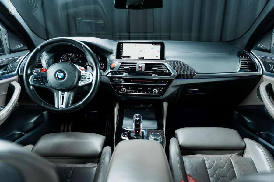 Grey BMW x4-m 2020 in Vilnius, with an engine capacity of 2.99 L and mileage of 87 thousand km for 39999 €, photo 24 on AUTOMOTO.COM.LV