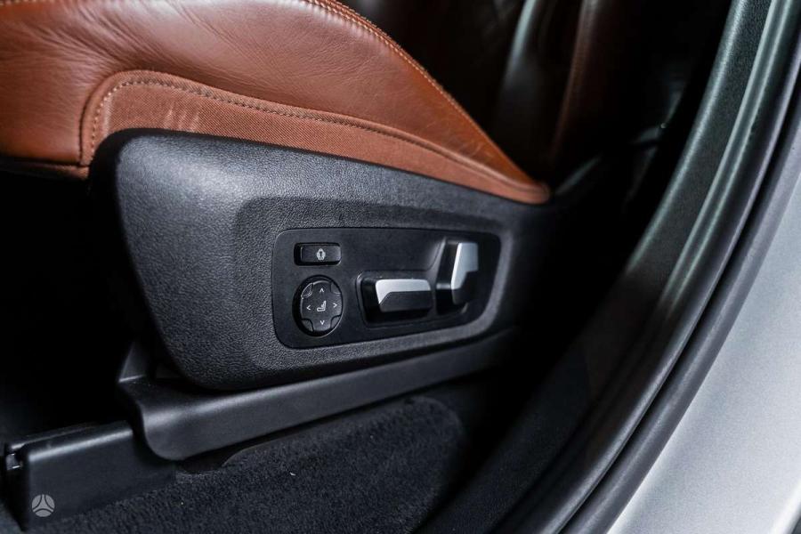 Серый БМВ x4-m 2020 в Вильнюс, объемом двигателя 2.99 л и пробегом 84 тыс. км за 44999 €, фото 17 на AUTOMOTO.COM.LV