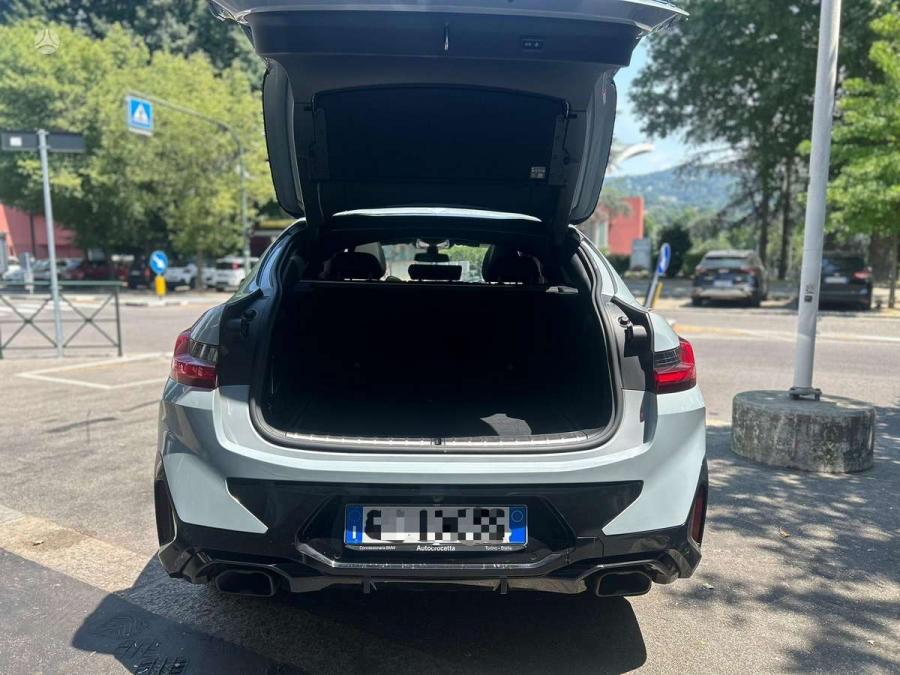Pelēks BMW x4-m 2021 Viļņa, ar dzinēja tilpumu 3.00 L un nobraukumu 83 tūkst. km par 39950 €, foto 15 vietnē AUTOMOTO.COM.LV