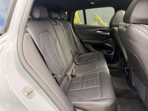 Grey BMW x4-m 2021 in Vilnius, with an engine capacity of 2.99 L and mileage of 82 thousand km for 42000 €, photo 33 on AUTOMOTO.COM.LV
