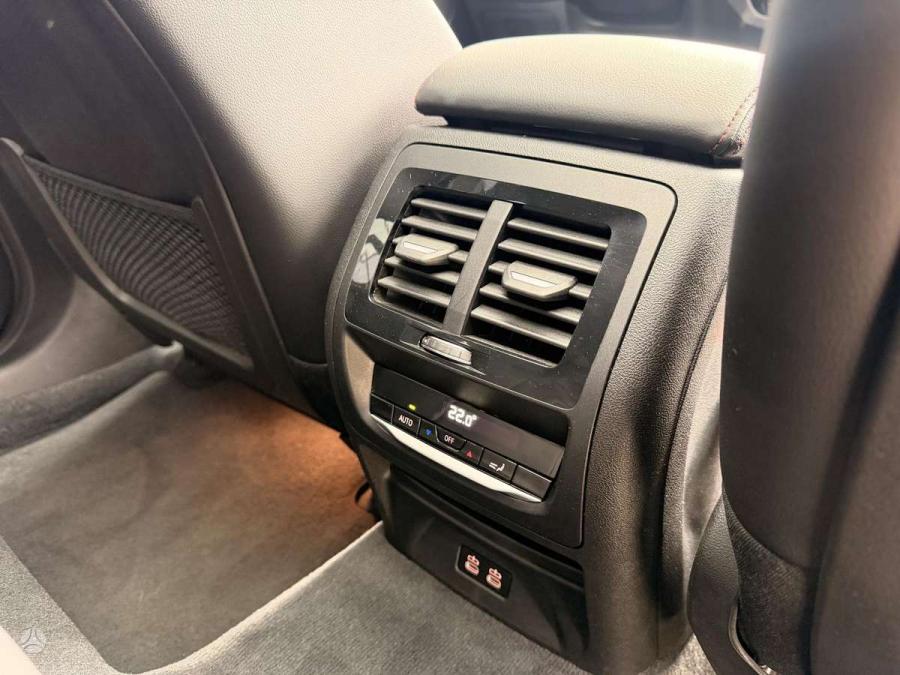 Grey BMW x4-m 2021 in Vilnius, with an engine capacity of 2.99 L and mileage of 82 thousand km for 42000 €, photo 34 on AUTOMOTO.COM.LV