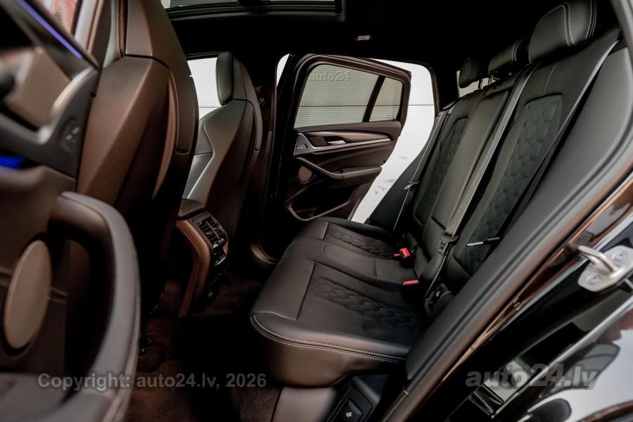 Pelēks BMW x4-m 2022 Pērnava, ar dzinēja tilpumu 3.00 L un nobraukumu 129 tūkst. km par 46900 €, foto 21 vietnē AUTOMOTO.COM.LV