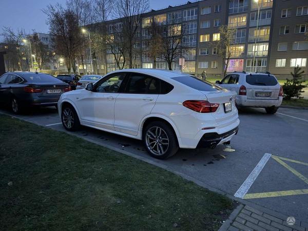 Balts BMW x4-m 2017 Kalvarija, ar dzinēja tilpumu 2.98 L un nobraukumu 124 tūkst. km par 22500 €, foto 4 vietnē AUTOMOTO.COM.LV