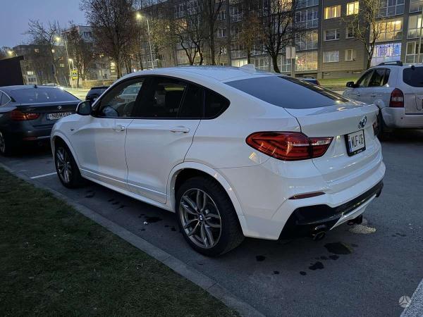 Balts BMW x4-m 2017 Kalvarija, ar dzinēja tilpumu 2.98 L un nobraukumu 124 tūkst. km par 22500 €, foto 5 vietnē AUTOMOTO.COM.LV