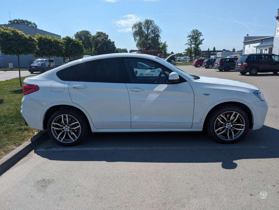 Balts BMW x4-m 2017 Kalvarija, ar dzinēja tilpumu 2.98 L un nobraukumu 124 tūkst. km par 22500 €, foto 14 vietnē AUTOMOTO.COM.LV
