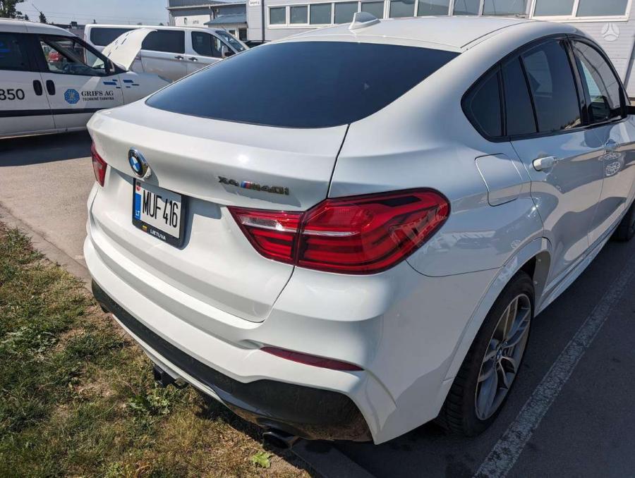 Balts BMW x4-m 2017 Kalvarija, ar dzinēja tilpumu 2.98 L un nobraukumu 124 tūkst. km par 22500 €, foto 16 vietnē AUTOMOTO.COM.LV