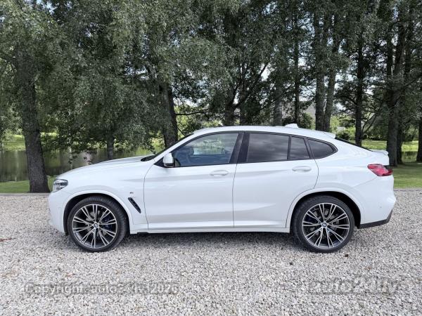 Белый БМВ x4-m 2018 в Тарту, объемом двигателя 3.00 л и пробегом 110 тыс. км за 37000 €, фото 2 на AUTOMOTO.COM.LV