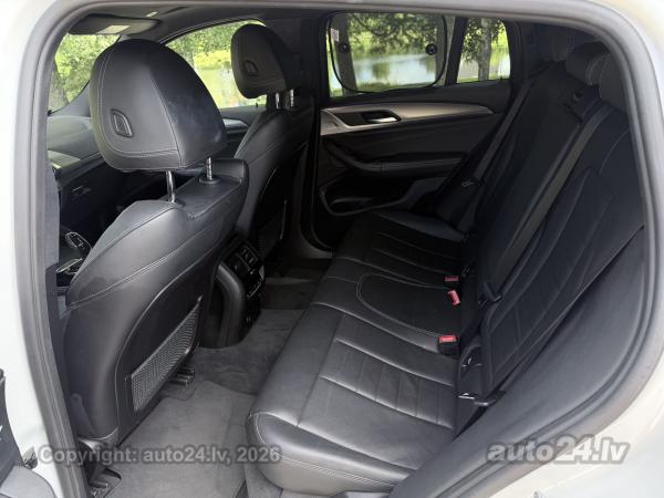 Белый БМВ x4-m 2018 в Тарту, объемом двигателя 3.00 л и пробегом 110 тыс. км за 37000 €, фото 8 на AUTOMOTO.COM.LV