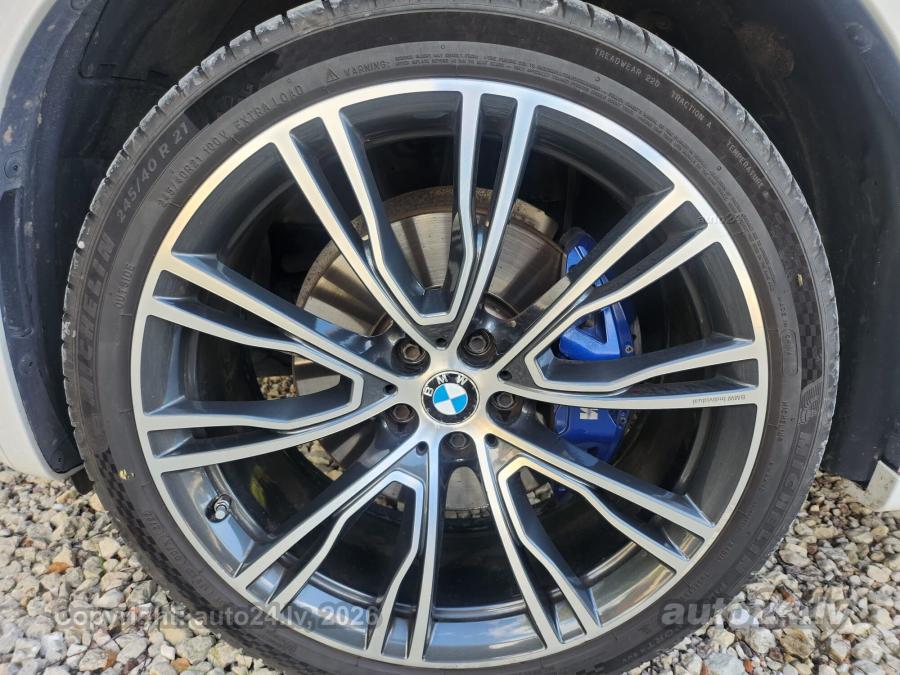 Balts BMW x4-m 2018 Tartu, ar dzinēja tilpumu 3.00 L un nobraukumu 110 tūkst. km par 37000 €, foto 14 vietnē AUTOMOTO.COM.LV