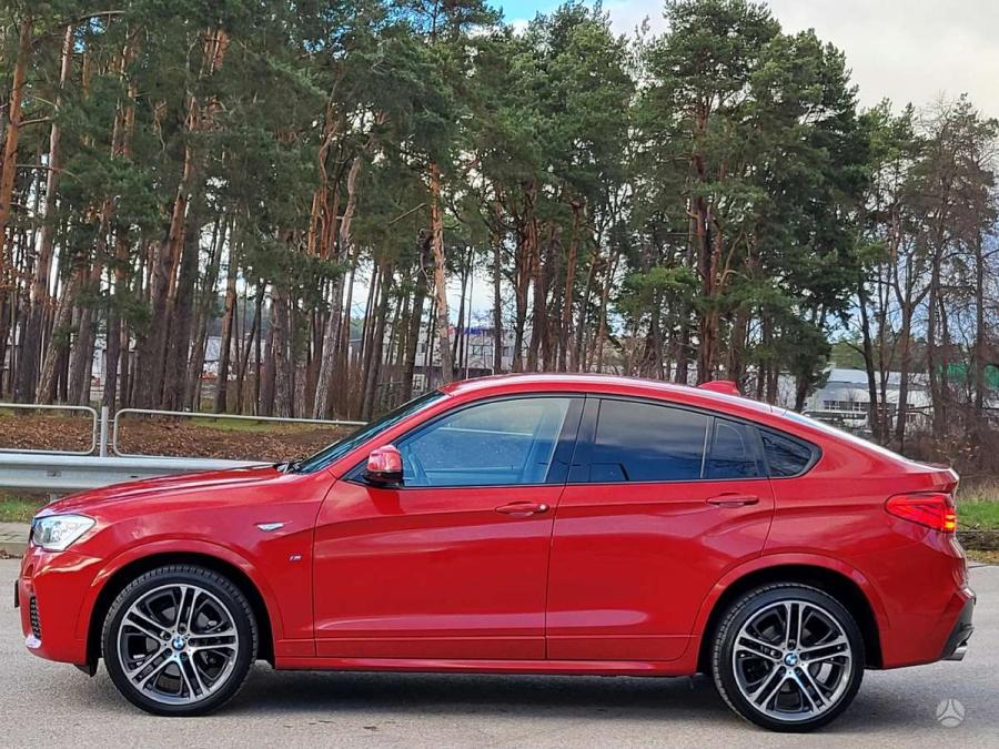 Red BMW X4 2014 in Vilnius, with an engine capacity of 2.99 L and mileage of 279 thousand km for 16950 €, photo 13 on AUTOMOTO.COM.LV