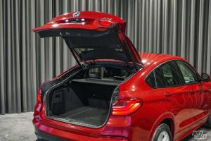 Red BMW X4 2015 in Marijampole, with an engine capacity of 3.00 L and mileage of 275 thousand km for 16650 €, photo 14 on AUTOMOTO.COM.LV