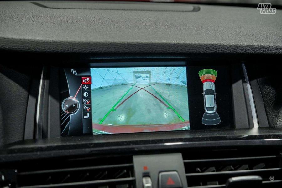 Red BMW X4 2015 in Marijampole, with an engine capacity of 3.00 L and mileage of 275 thousand km for 16250 €, photo 9 on AUTOMOTO.COM.LV