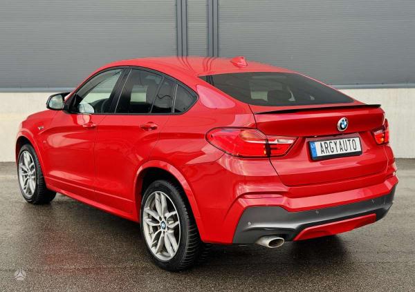 Red BMW X4 2016 in Kaunas, with an engine capacity of 2.00 L and mileage of 240 thousand km for 16900 €, photo 5 on AUTOMOTO.COM.LV