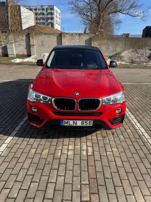 Red BMW X4 2017 in Vilnius, with an engine capacity of 2.00 L and mileage of 220 thousand km for 16900 €, photo 4 on AUTOMOTO.COM.LV