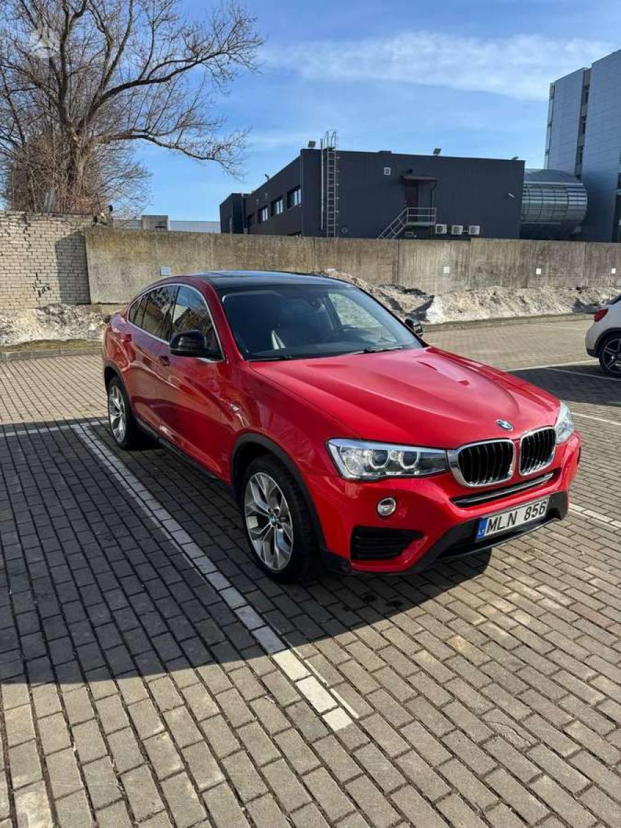 Red BMW X4 2017 in Vilnius, with an engine capacity of 2.00 L and mileage of 220 thousand km for 16900 €, photo 5 on AUTOMOTO.COM.LV