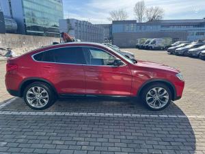 Red BMW X4 2017 in Vilnius, with an engine capacity of 2.00 L and mileage of 220 thousand km for 16900 €, photo 6 on AUTOMOTO.COM.LV
