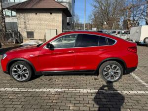 Red BMW X4 2017 in Vilnius, with an engine capacity of 2.00 L and mileage of 220 thousand km for 16900 €, photo 8 on AUTOMOTO.COM.LV