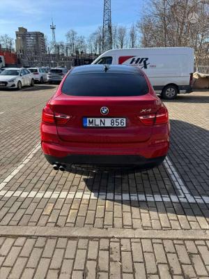 Red BMW X4 2017 in Vilnius, with an engine capacity of 2.00 L and mileage of 220 thousand km for 16900 €, photo 9 on AUTOMOTO.COM.LV