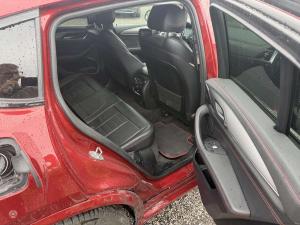 Red BMW X4 2018 in Kaunas, with an engine capacity of 3.00 L and mileage of 114 thousand km for 26900 €, photo 11 on AUTOMOTO.COM.LV