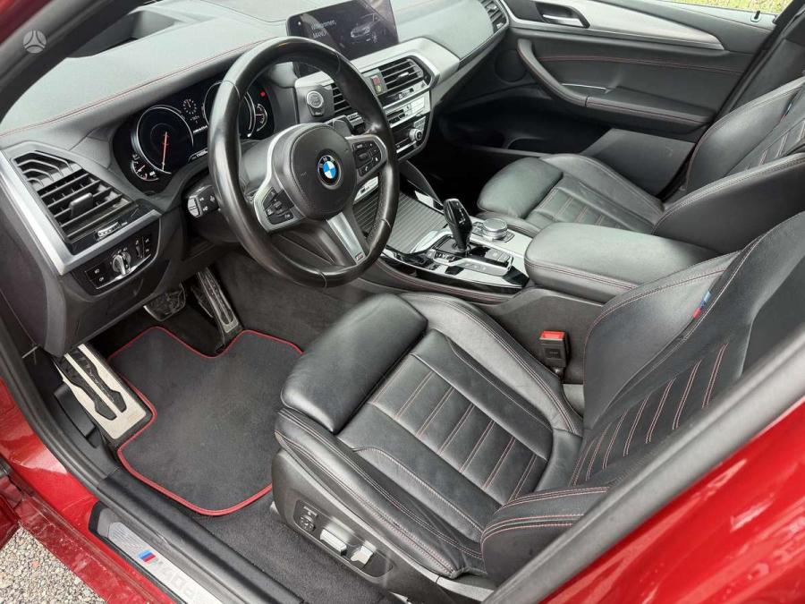Red BMW X4 2018 in Kaunas, with an engine capacity of 3.00 L and mileage of 114 thousand km for 26900 €, photo 22 on AUTOMOTO.COM.LV