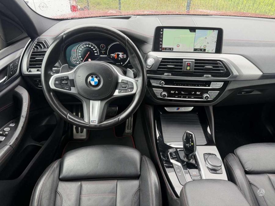 Red BMW X4 2018 in Kaunas, with an engine capacity of 3.00 L and mileage of 114 thousand km for 26900 €, photo 28 on AUTOMOTO.COM.LV