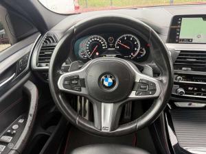 Red BMW X4 2018 in Kaunas, with an engine capacity of 3.00 L and mileage of 114 thousand km for 26900 €, photo 29 on AUTOMOTO.COM.LV