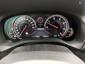 Red BMW X4 2018 in Kaunas, with an engine capacity of 3.00 L and mileage of 114 thousand km for 26900 €, photo 30 on AUTOMOTO.COM.LV