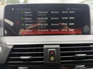 Red BMW X4 2018 in Kaunas, with an engine capacity of 3.00 L and mileage of 114 thousand km for 26900 €, photo 40 on AUTOMOTO.COM.LV