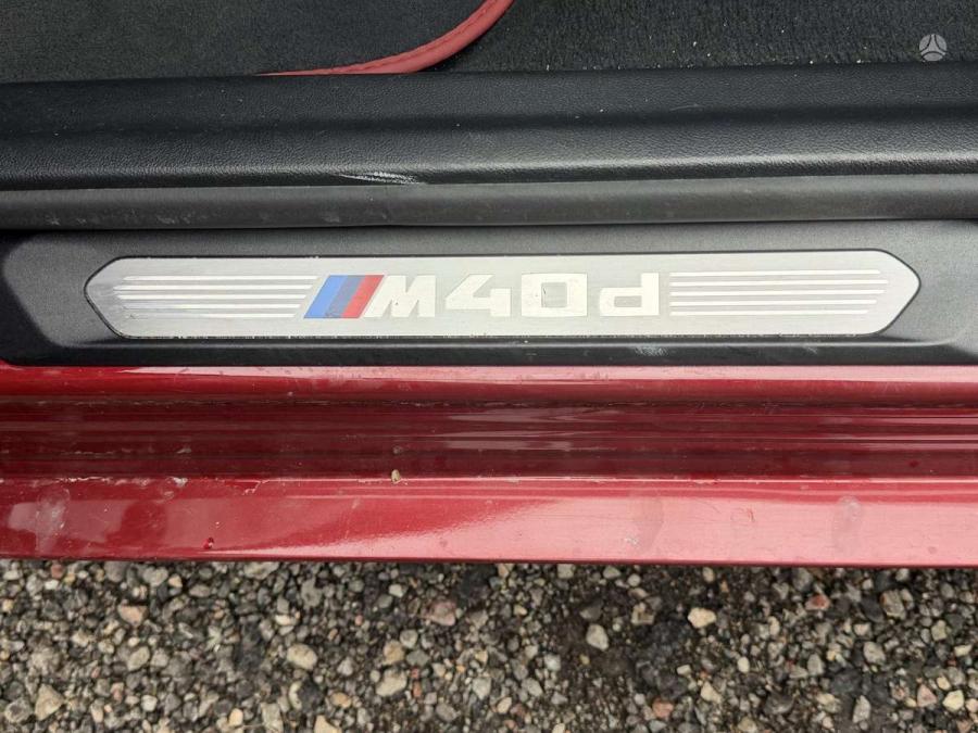 Red BMW X4 2018 in Kaunas, with an engine capacity of 3.00 L and mileage of 114 thousand km for 26900 €, photo 47 on AUTOMOTO.COM.LV
