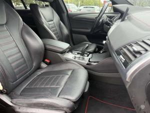 Red BMW X4 2018 in Kaunas, with an engine capacity of 3.00 L and mileage of 114 thousand km for 26900 €, photo 53 on AUTOMOTO.COM.LV