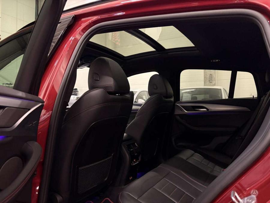 Red BMW X4 2020 in Vilnius, with an engine capacity of 2.99 L and mileage of 101 thousand km for 40000 €, photo 34 on AUTOMOTO.COM.LV