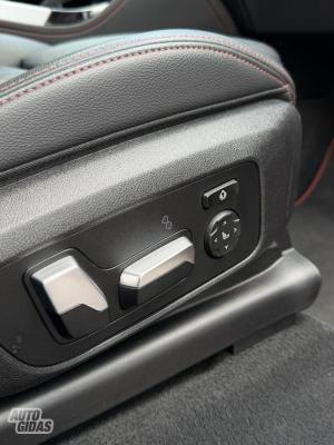 Red BMW X4 2020 in Vilnius, with an engine capacity of 3.00 L and mileage of 104 thousand km for 43000 €, photo 30 on AUTOMOTO.COM.LV