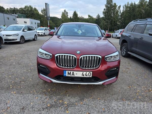 BMW X4 2020 in Riga on AUTOMOTO.COM.LV Red BMW X4 2020 in Riga, with an engine capacity of 2.00 L and mileage of 65 thousand km for 31250 €, photo 3 on AUTOMOTO.COM.LV