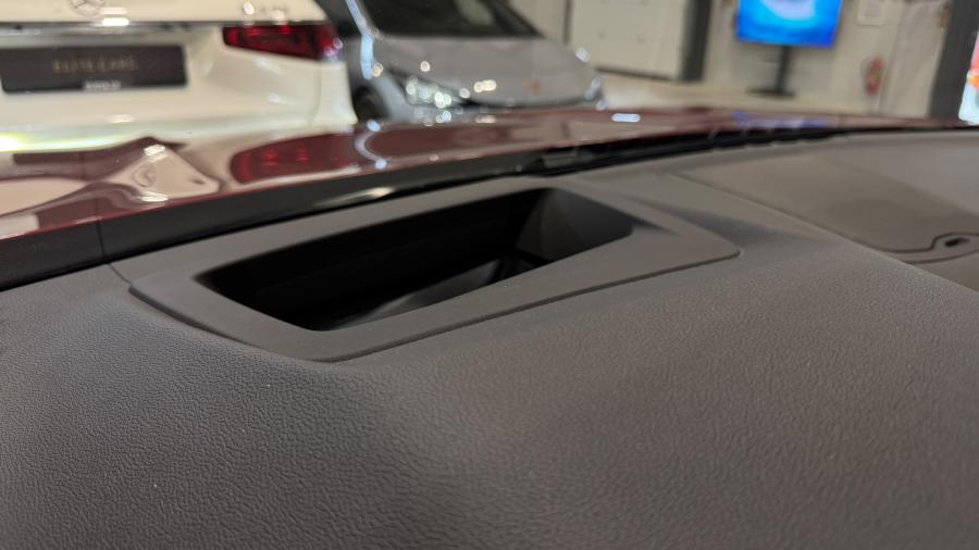 Sarkans BMW X4 2021 Rīga, ar dzinēja tilpumu 2.00 L un nobraukumu 98 tūkst. km par 34990 €, foto 31 vietnē AUTOMOTO.COM.LV