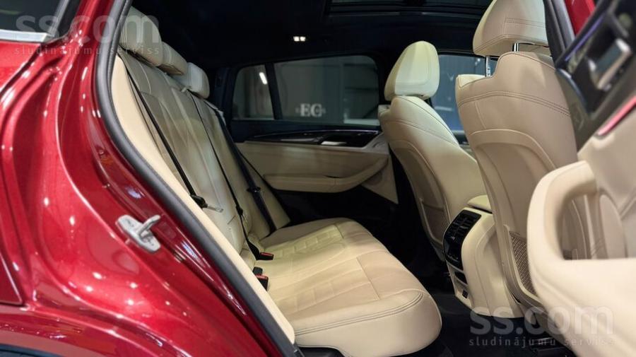 Red BMW X4 2021 in Riga, with an engine capacity of 2.00 L and mileage of 98 thousand km for 34990 €, photo 21 on AUTOMOTO.COM.LV
