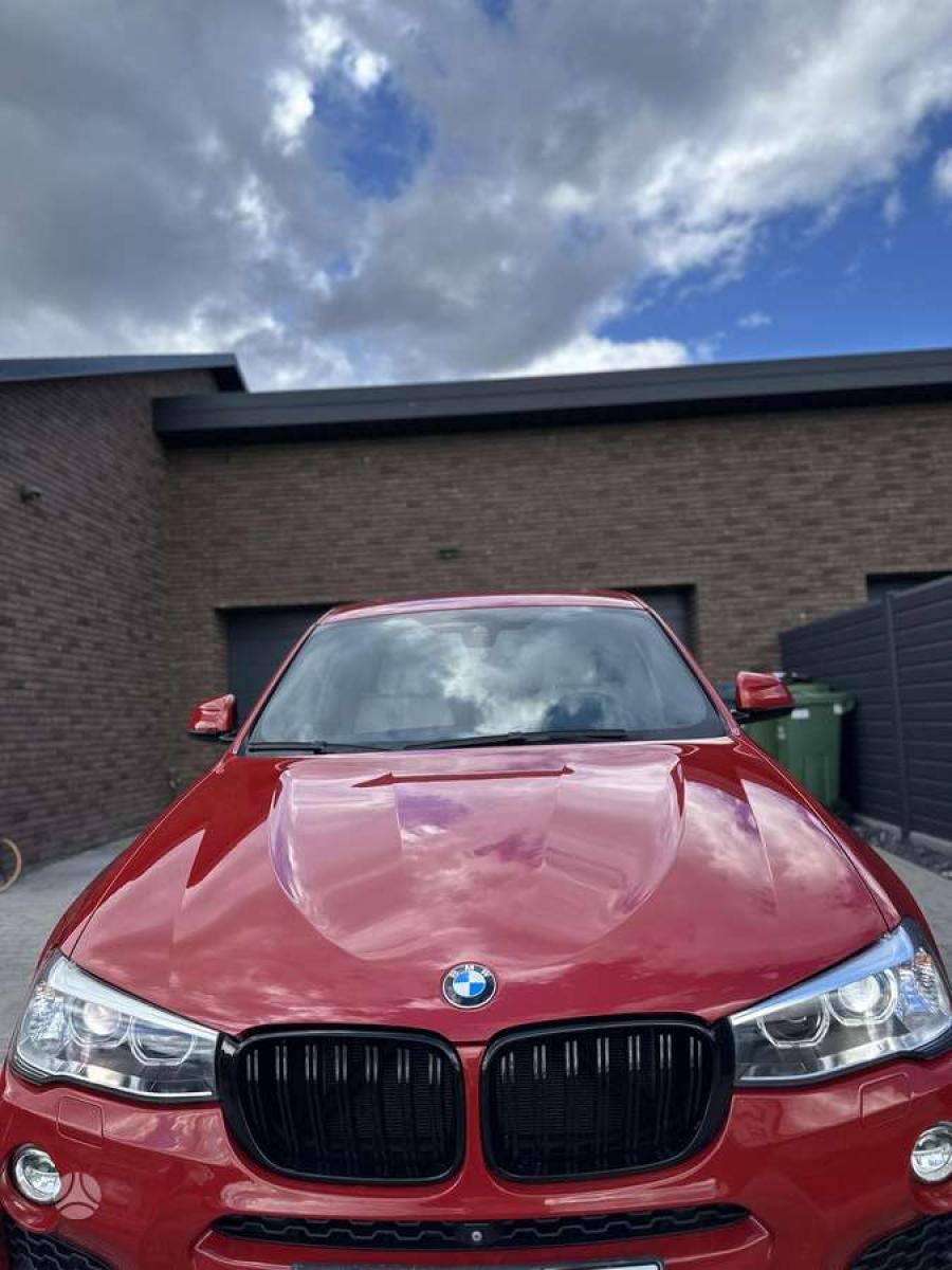 Red BMW X4 2017 in Vilnius, with an engine capacity of 2.00 L and mileage of 123 thousand km for 19300 €, photo 4 on AUTOMOTO.COM.LV