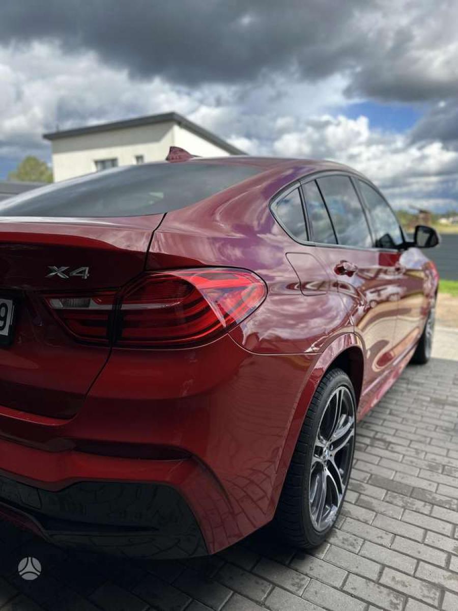 Red BMW X4 2017 in Vilnius, with an engine capacity of 2.00 L and mileage of 123 thousand km for 19300 €, photo 7 on AUTOMOTO.COM.LV