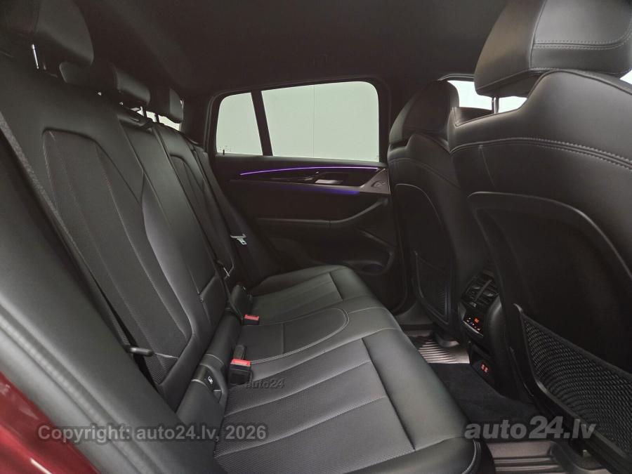 Red BMW X4 2022 in Tallinn, with an engine capacity of 2.00 L and mileage of 58 thousand km for 39900 €, photo 21 on AUTOMOTO.COM.LV