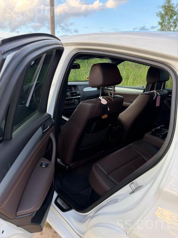 White BMW X4 2014 in Jelgava, with an engine capacity of 3.00 L and mileage of 269 thousand km for 16000 €, photo 5 on AUTOMOTO.COM.LV
