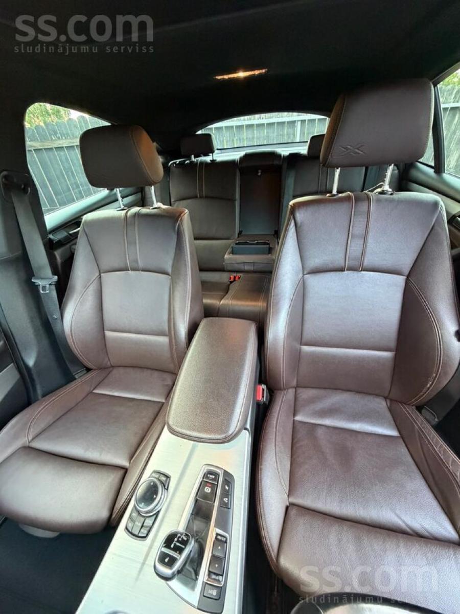 White BMW X4 2014 in Jelgava, with an engine capacity of 3.00 L and mileage of 269 thousand km for 16000 €, photo 10 on AUTOMOTO.COM.LV