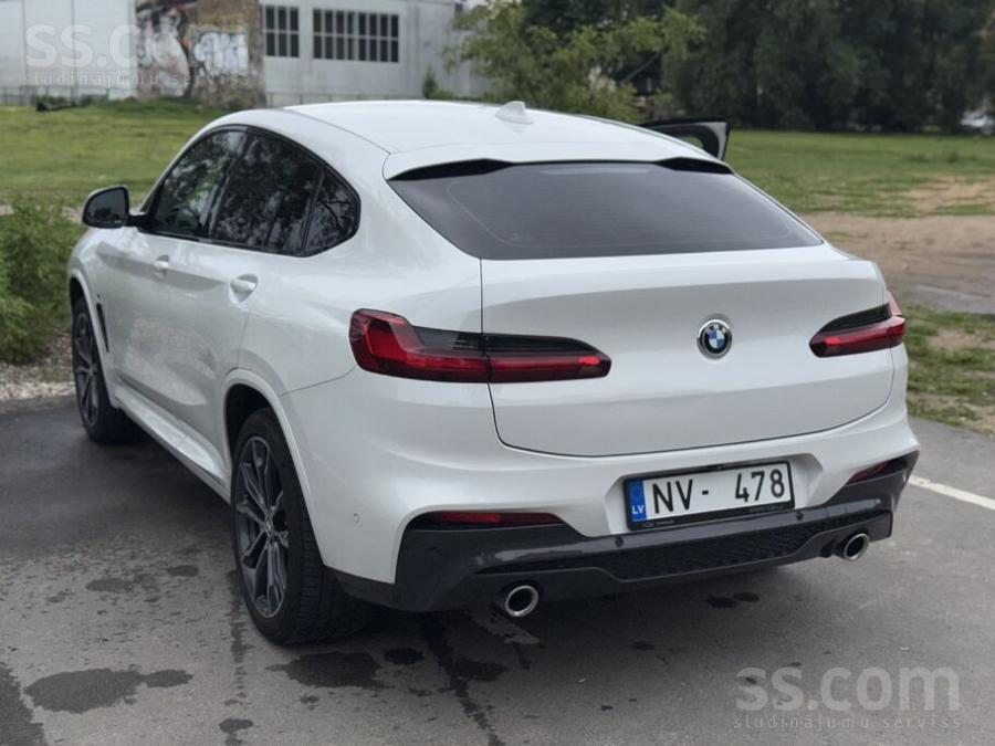 White BMW X4 2019 in Riga, with an engine capacity of 2.00 L and mileage of 158 thousand km for 36900 €, photo 9 on AUTOMOTO.COM.LV