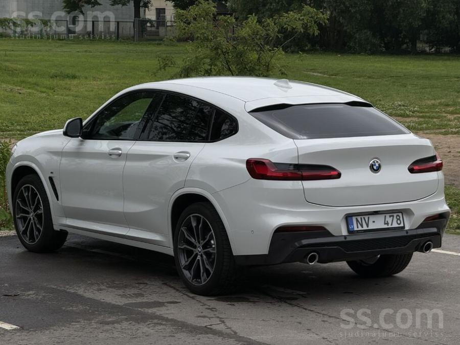 White BMW X4 2019 in Riga, with an engine capacity of 2.00 L and mileage of 158 thousand km for 36900 €, photo 14 on AUTOMOTO.COM.LV