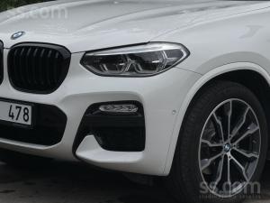 White BMW X4 2019 in Riga, with an engine capacity of 2.00 L and mileage of 158 thousand km for 33800 €, photo 3 on AUTOMOTO.COM.LV