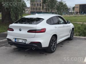 White BMW X4 2019 in Riga, with an engine capacity of 2.00 L and mileage of 158 thousand km for 33800 €, photo 6 on AUTOMOTO.COM.LV