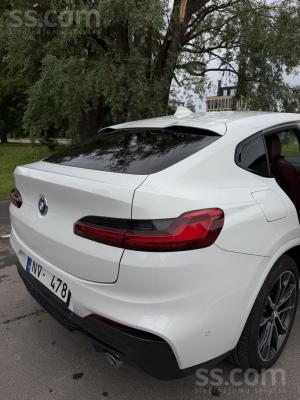 White BMW X4 2019 in Riga, with an engine capacity of 2.00 L and mileage of 158 thousand km for 33800 €, photo 7 on AUTOMOTO.COM.LV