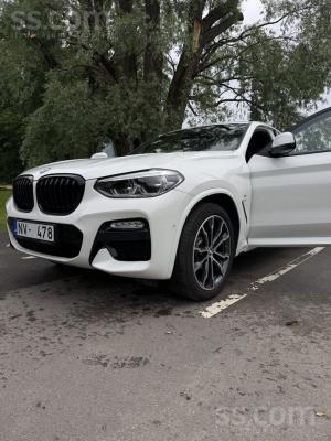 White BMW X4 2019 in Riga, with an engine capacity of 2.00 L and mileage of 158 thousand km for 33800 €, photo 19 on AUTOMOTO.COM.LV