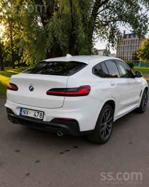 Balts BMW X4 2019 Rīga, ar dzinēja tilpumu 2.00 L un nobraukumu 159 tūkst. km par 32900 €, foto  vietnē AUTOMOTO.COM.LV