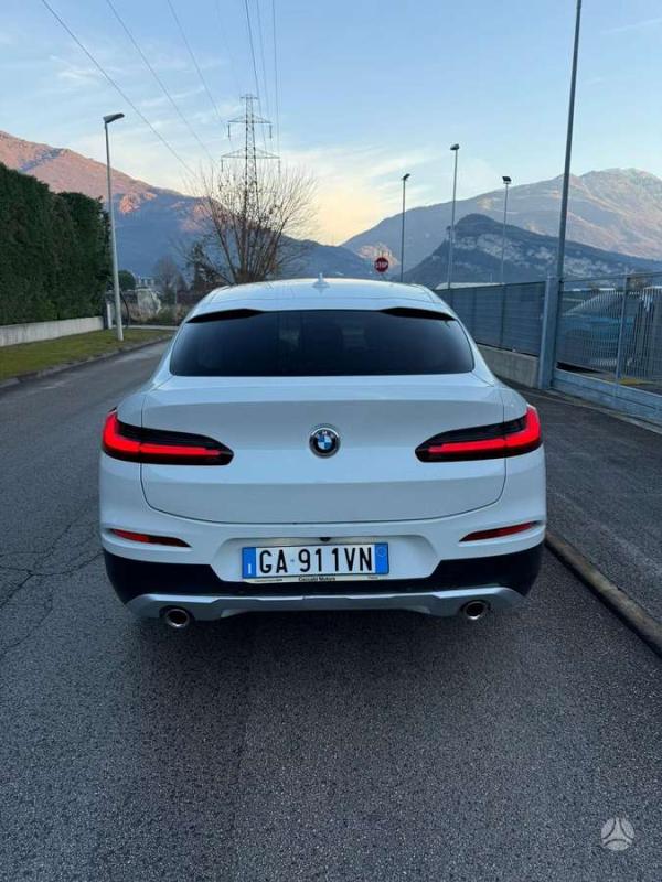Balts BMW X4 2020 Kauņa, ar dzinēja tilpumu 2.00 L un nobraukumu 135 tūkst. km par 29950 €, foto 3 vietnē AUTOMOTO.COM.LV