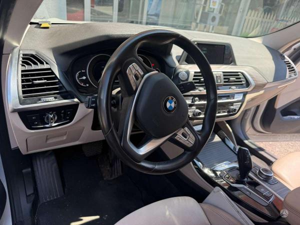 Balts BMW X4 2020 Kauņa, ar dzinēja tilpumu 2.00 L un nobraukumu 135 tūkst. km par 29950 €, foto 7 vietnē AUTOMOTO.COM.LV